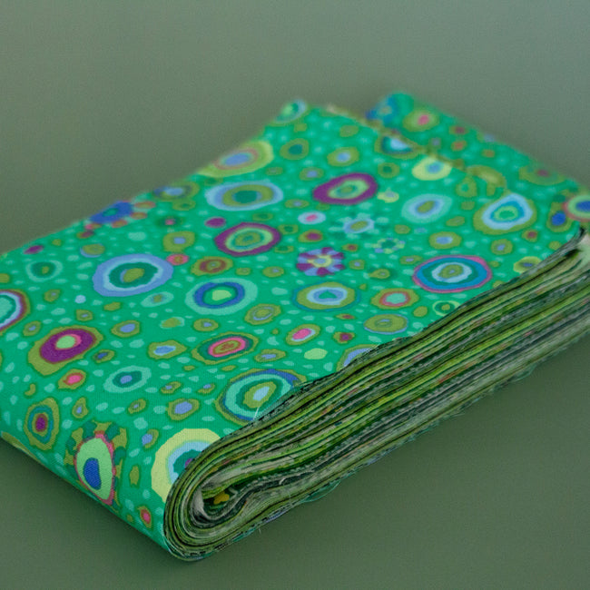 Fabric Bundles – Collage Quilter