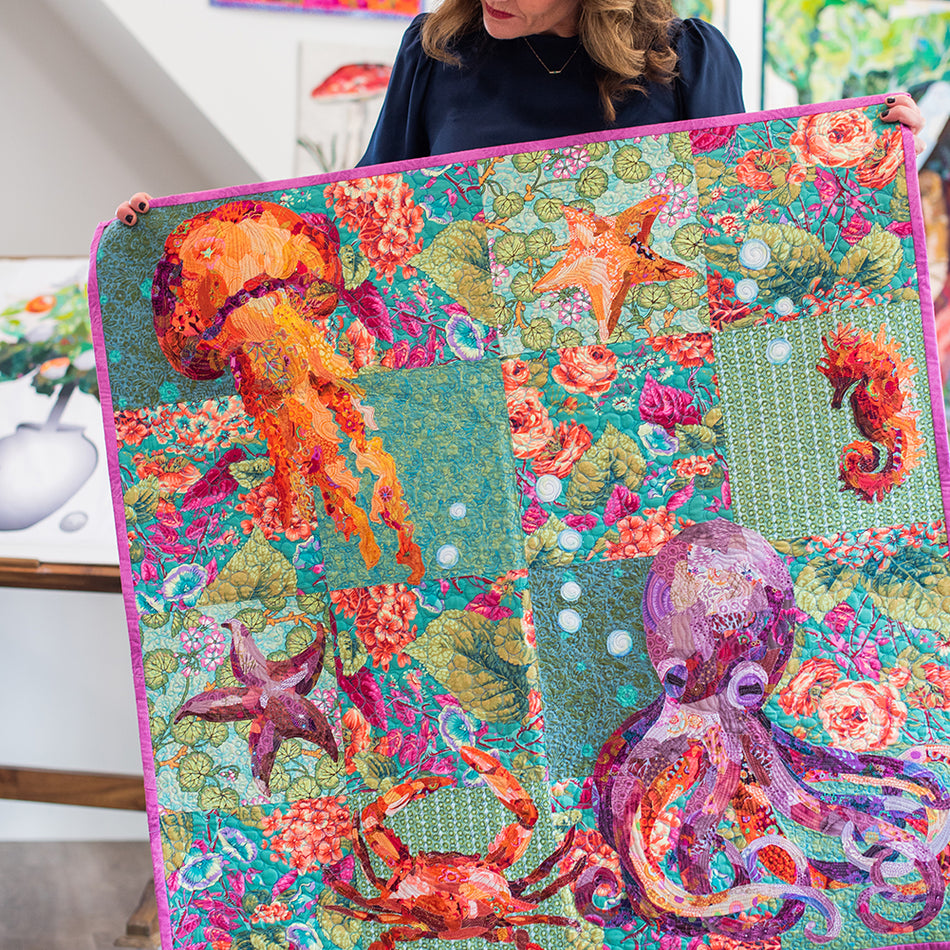 Virtual Trunk Shows with Emily – Collage Quilter