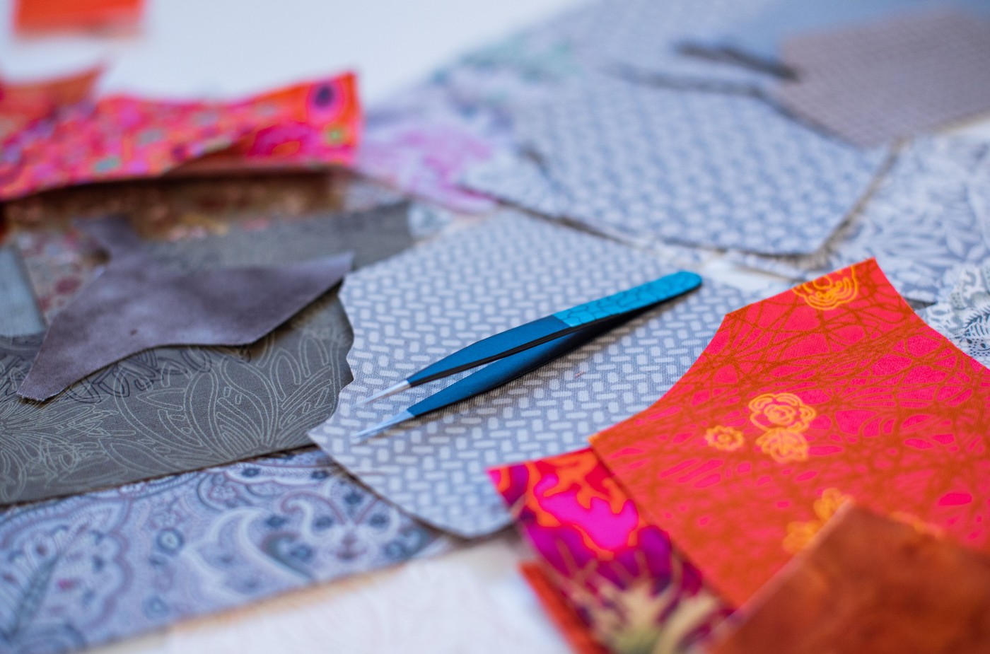 Heidi Proffetty's Precision Tweezers – Collage Quilter